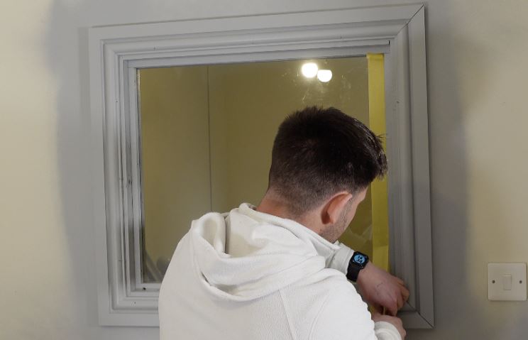 Q1® tips to spray paint wooden window frames effortlessly